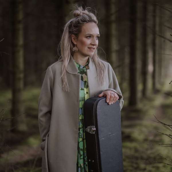 Koncertaften: Sarah Weiß (DE) og Monique Mai (DK) på Flensborg ...